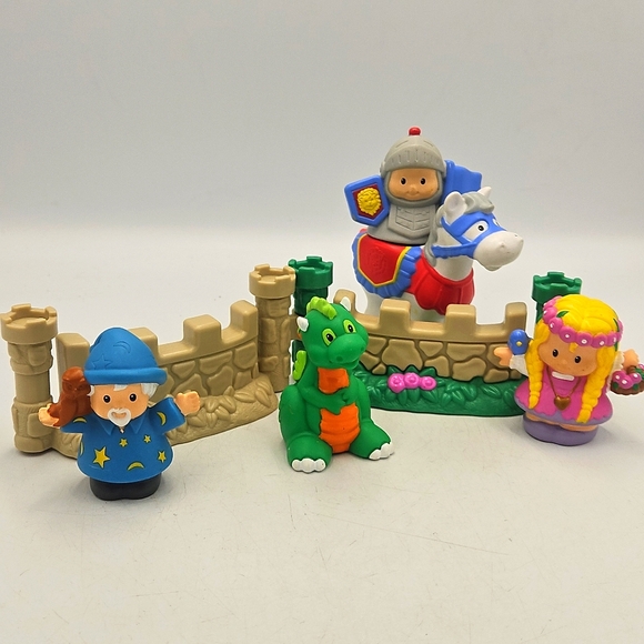 Fisher-Price | Toys | Little People Castle Playset | Poshmark